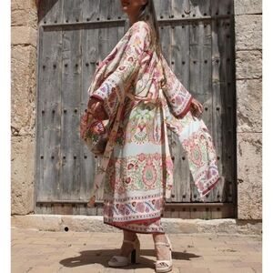 Zara | Kimonos & Yukatas | Zara Floral Print Kimono | Poshmark